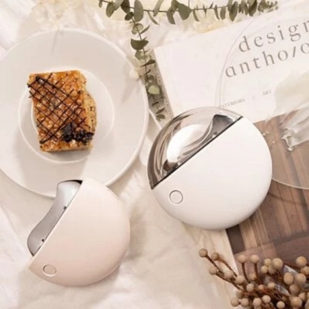 【Lisscode】42度/12度 溫冷刮痧按摩儀 雲朵白 LB-200-WH （台灣設計製造） - 線上購買 | 好買市集(原Hami市集)